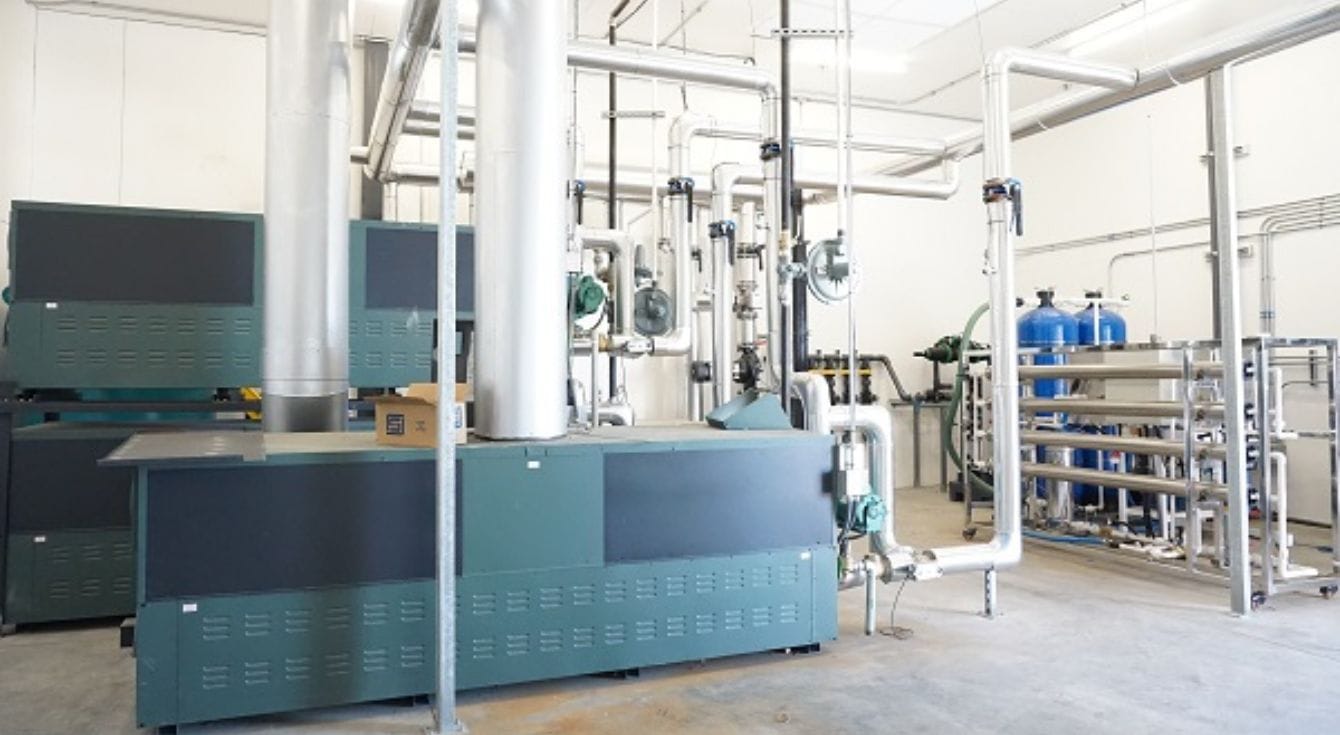 Driscoll's Breeding Greenhouse | Ausonio